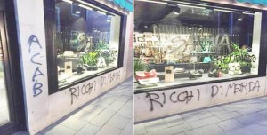 Centri sociali imbrattano negozi Venezia: “Ricchi di merda” – FOTO ...
