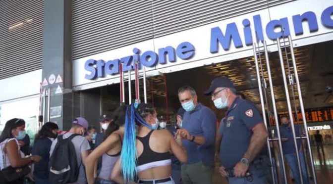 Vietato l’ingresso agli italiani, ragazzina arrestata mentre sbarcano i ...